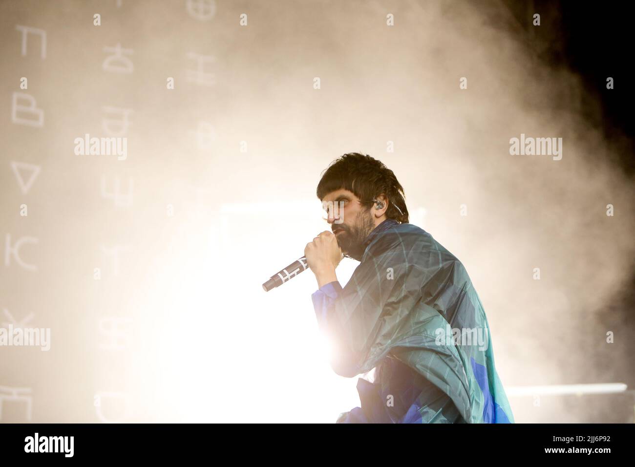 Sergio Pizzorno lead singer of Kasabian Stock Photo - Alamy