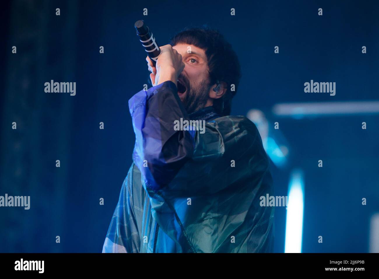 Sergio Pizzorno lead singer of Kasabian Stock Photo - Alamy