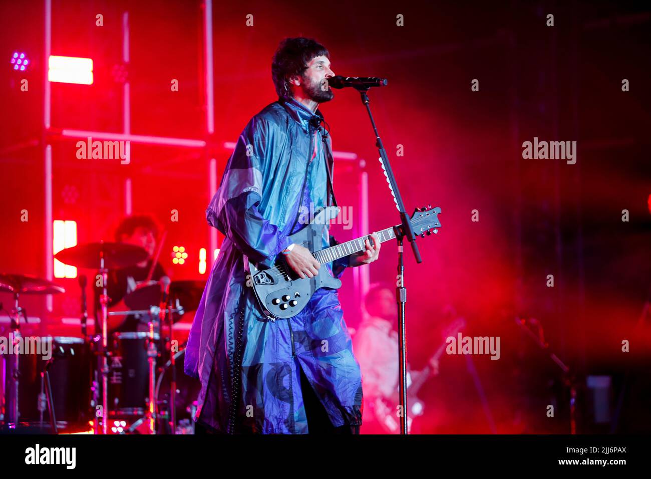 Sergio Pizzorno lead singer of Kasabian Stock Photo - Alamy