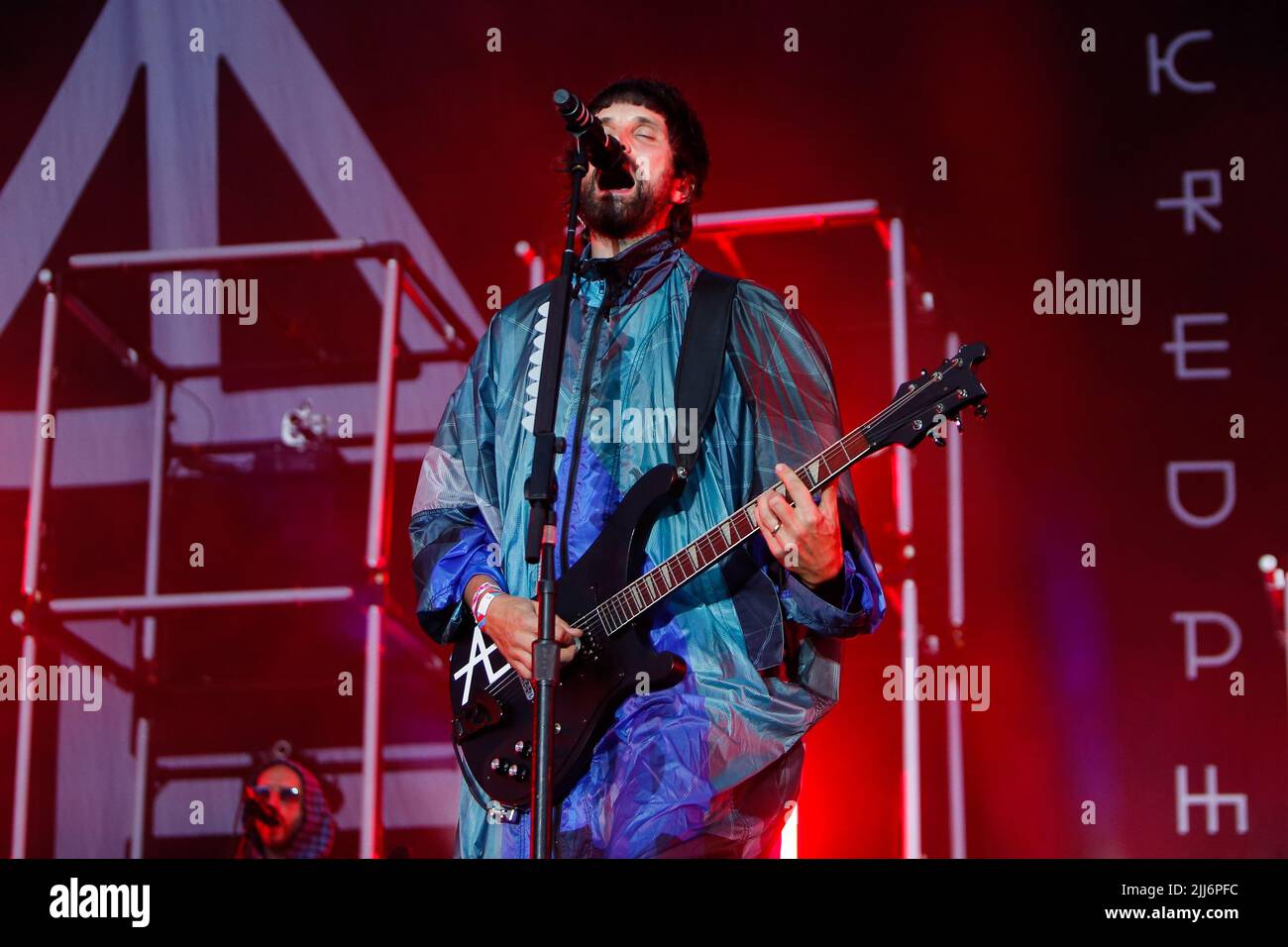 Sergio Pizzorno lead singer of Kasabian Stock Photo - Alamy