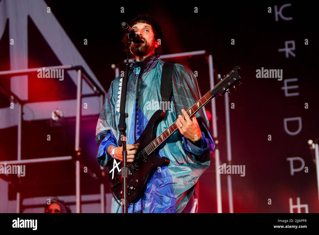 Sergio Pizzorno lead singer of Kasabian Stock Photo - Alamy