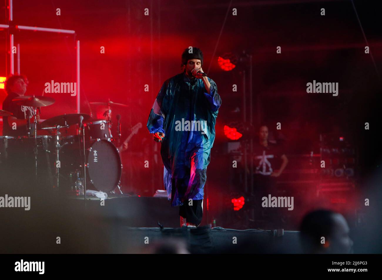 Sergio Pizzorno lead singer of Kasabian Stock Photo - Alamy