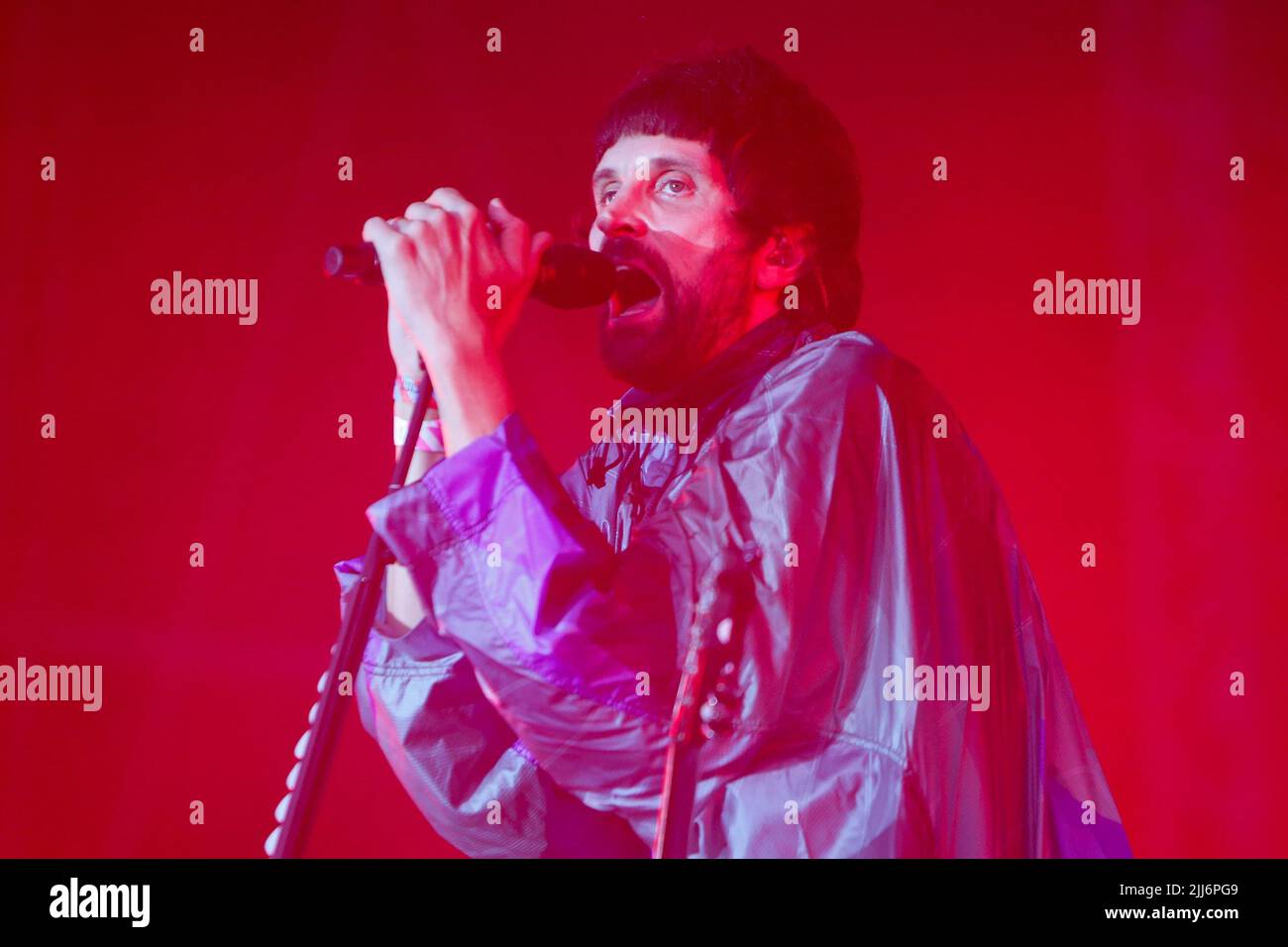 Sergio Pizzorno lead singer of Kasabian Stock Photo - Alamy