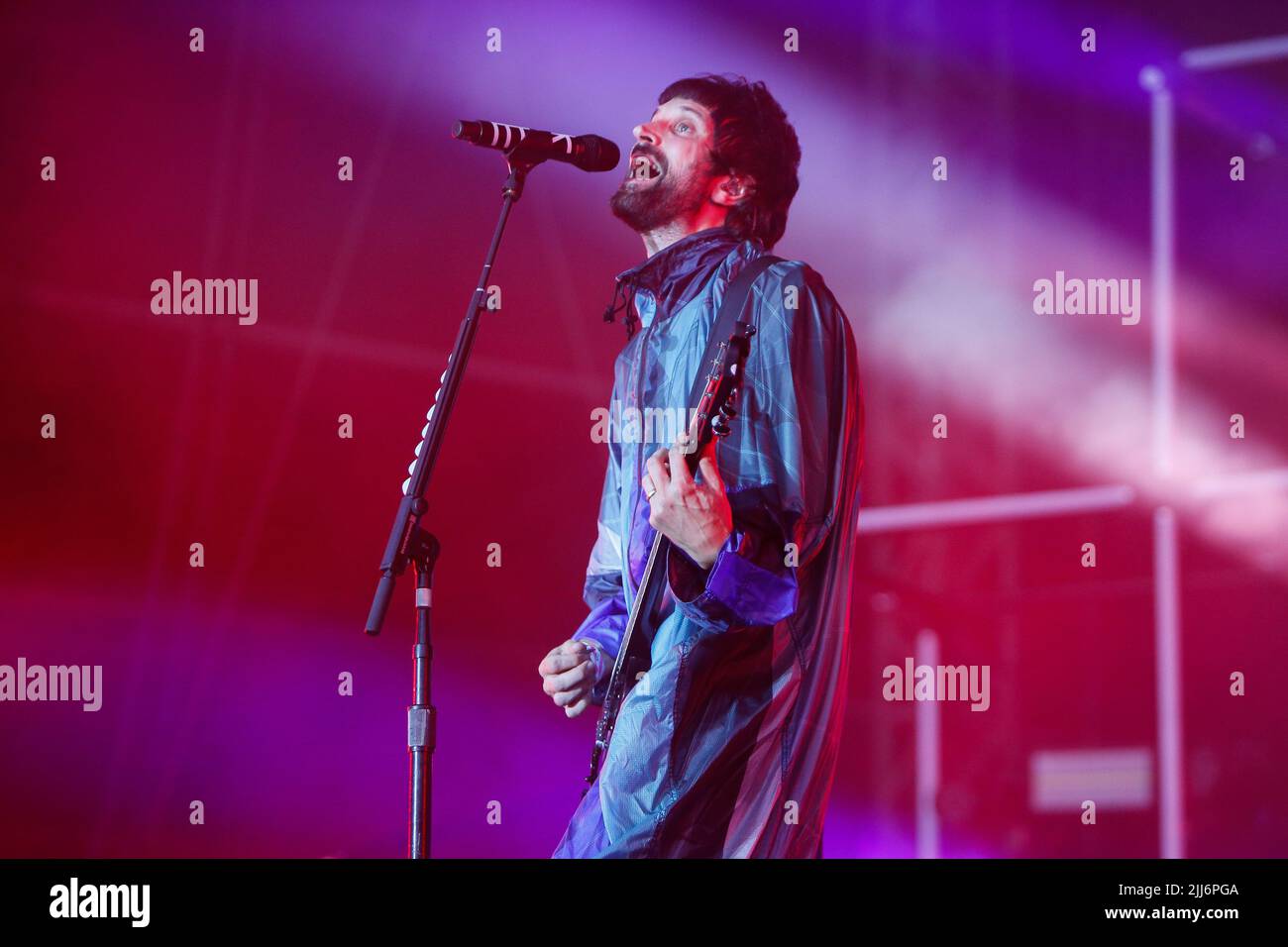 Sergio Pizzorno lead singer of Kasabian Stock Photo - Alamy