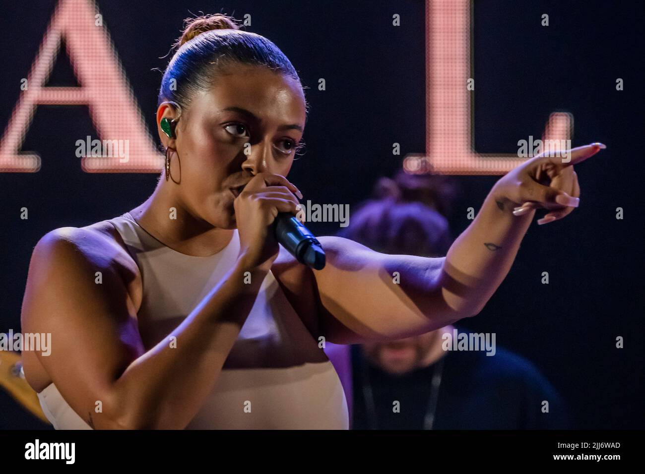 Henham Park, Suffolk, UK. 23rd July, 2022. Mahalia plays the BBC sounds ...