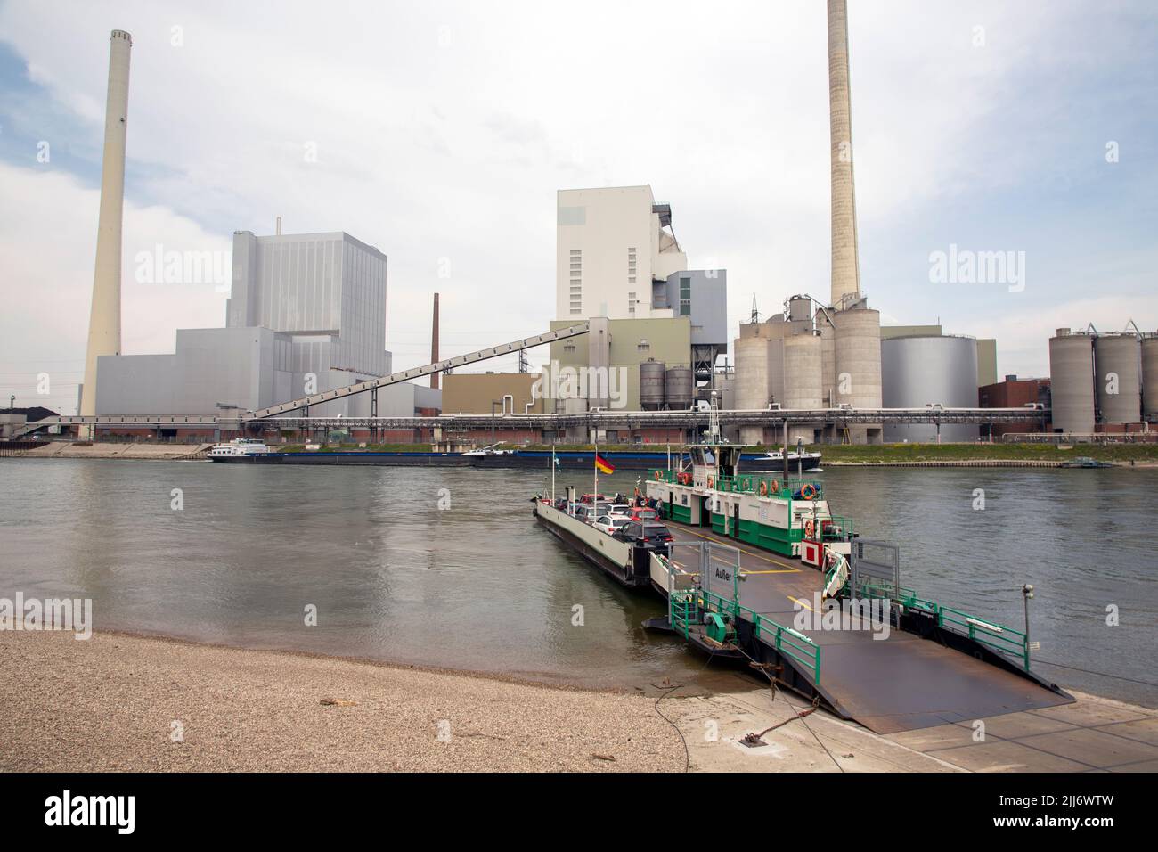 A panoramic view of the plant Industrial area of the city of Mannheim ...