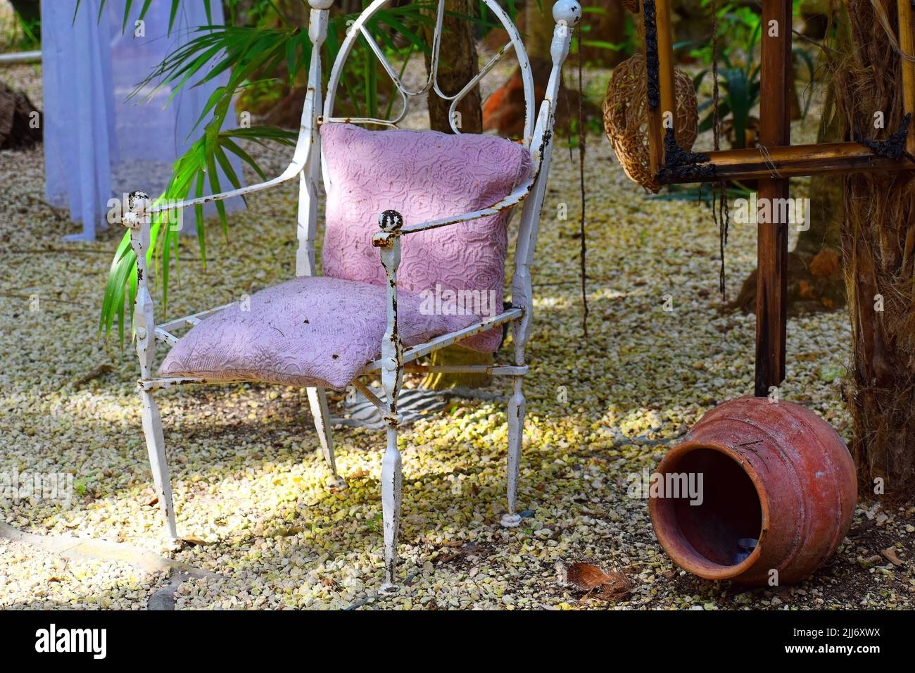 An old decorative chair in the Temescal lounge in Mexico Stock Photo ...