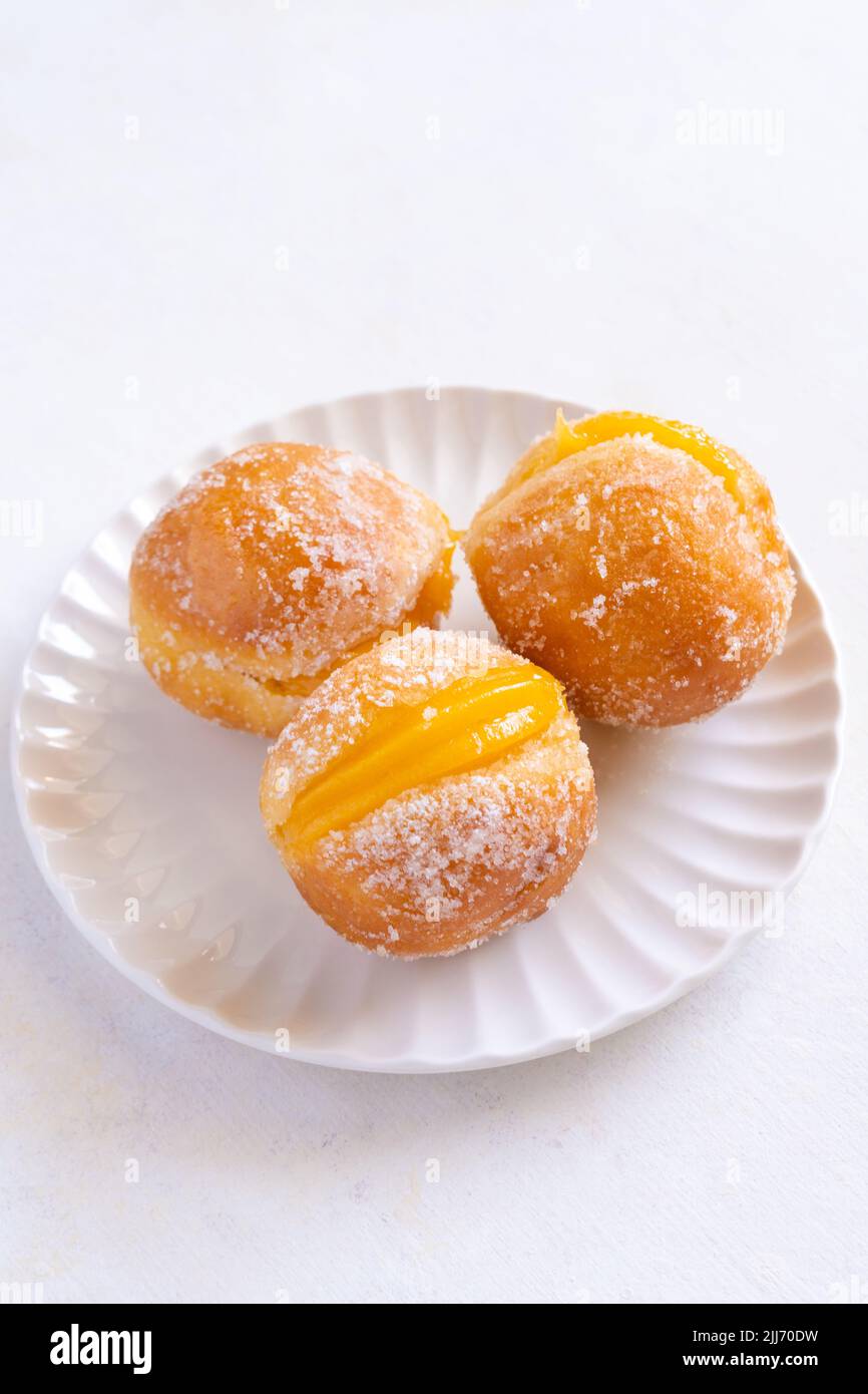 White cake balls hi-res stock photography and images - Alamy