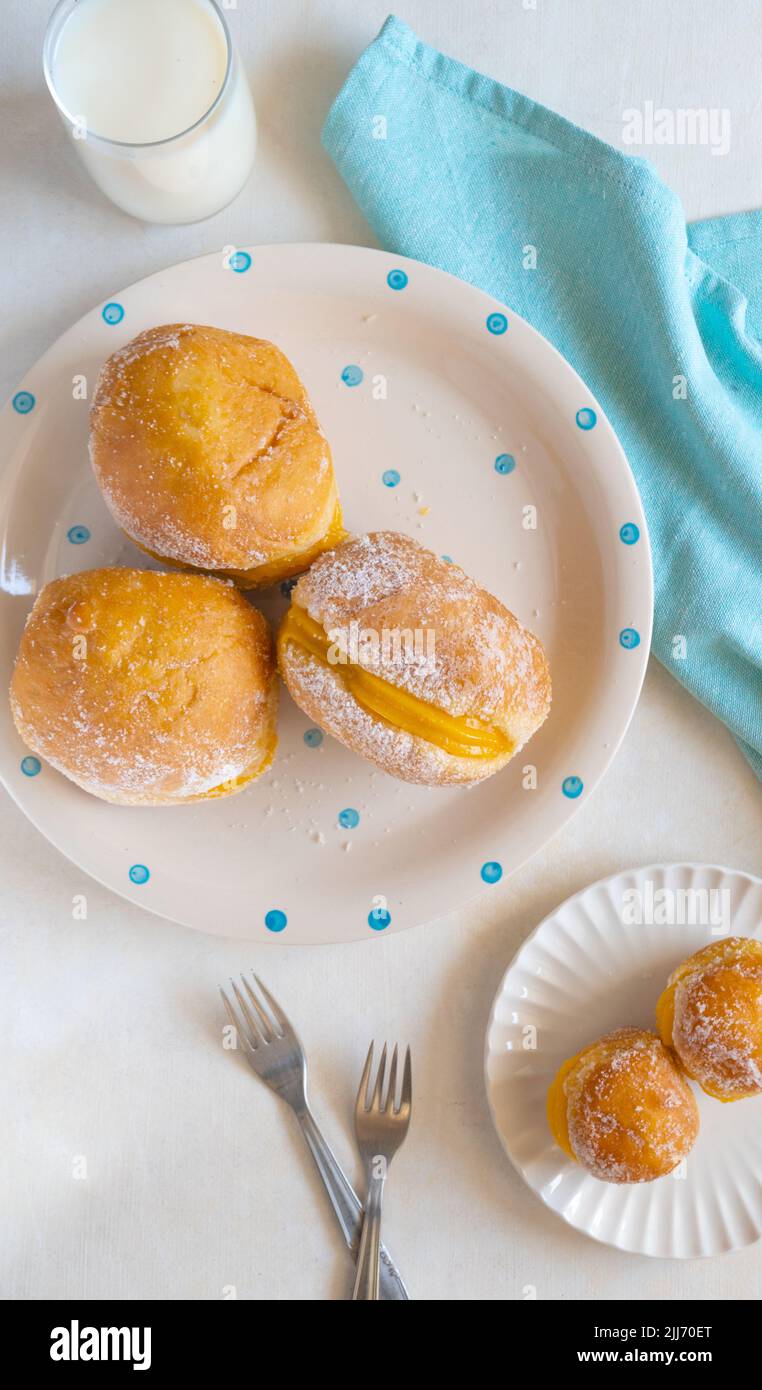 Culture de table hi-res stock photography and images - Alamy