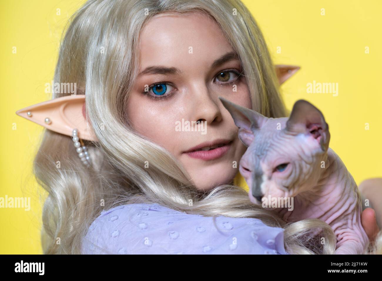 Cosplayer pets hi-res stock photography and images - Alamy