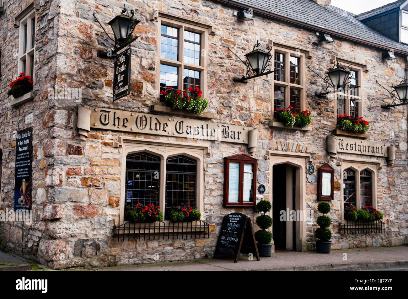 Old castle bar and restaurant donegal hi-res stock photography and ...