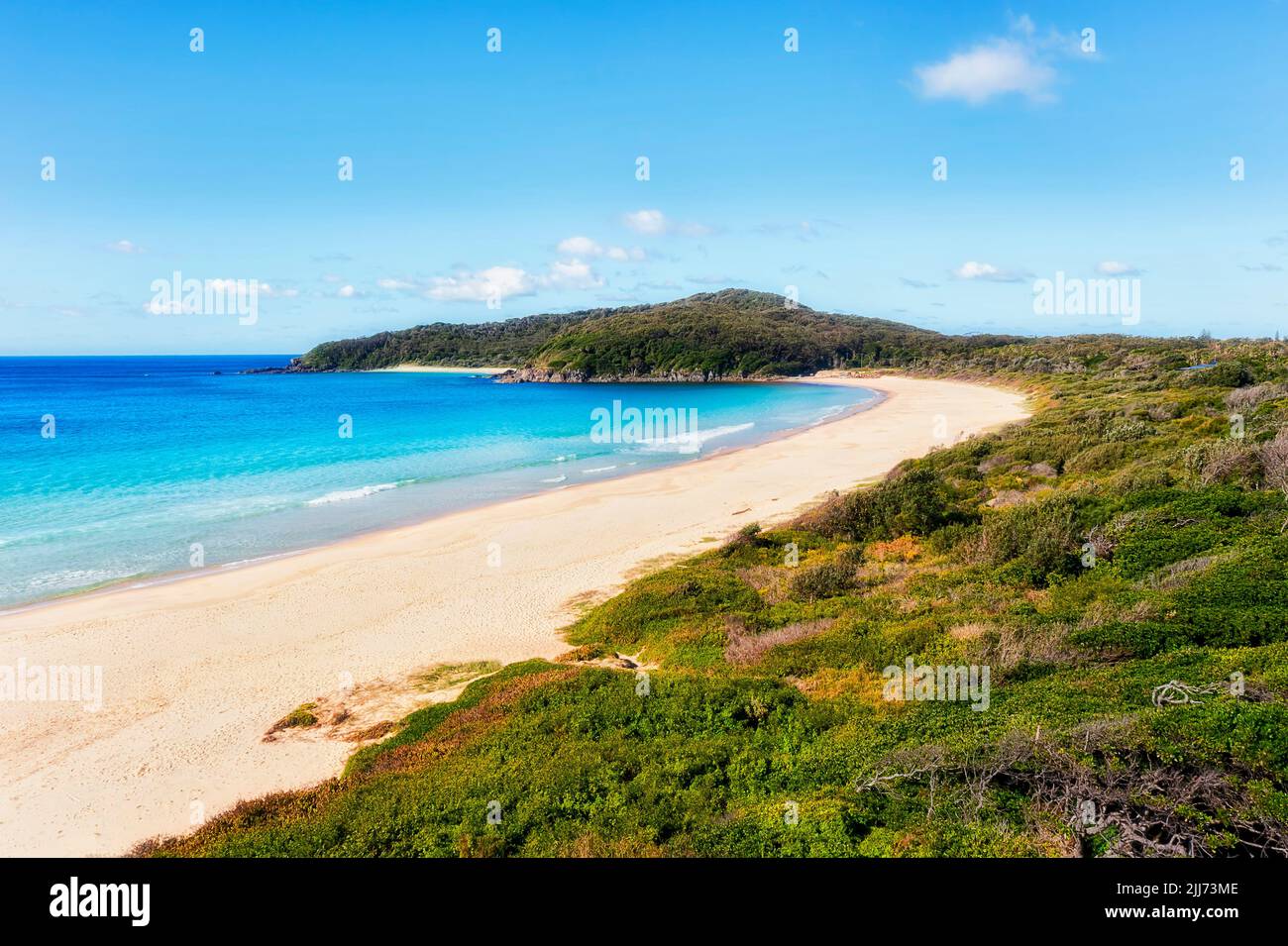 Elizabeth beach and bay on Australian Pacific coast - secluded tropical ...