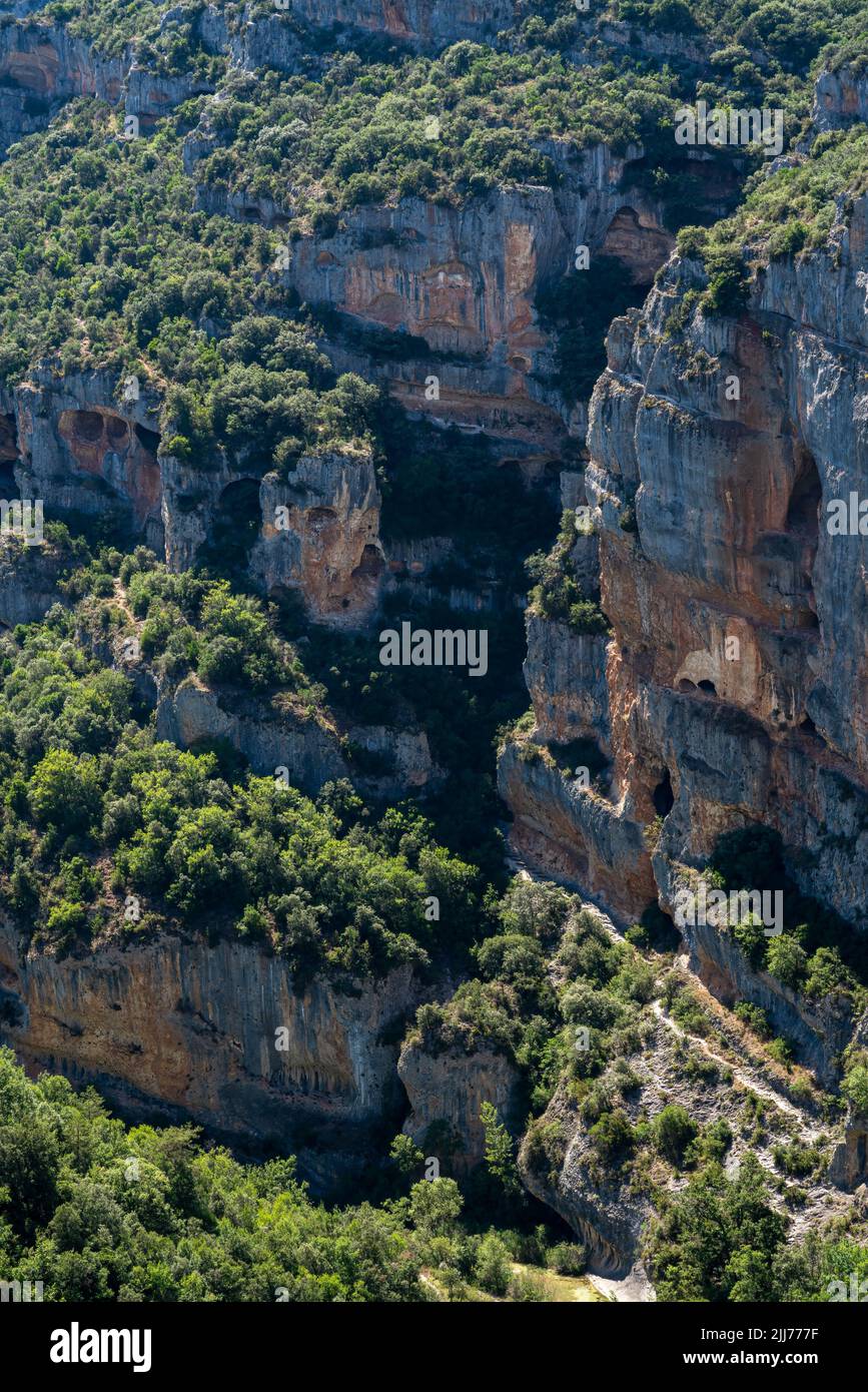 Canyons, giant rock formations, gorges and caves of the Sierra y ...