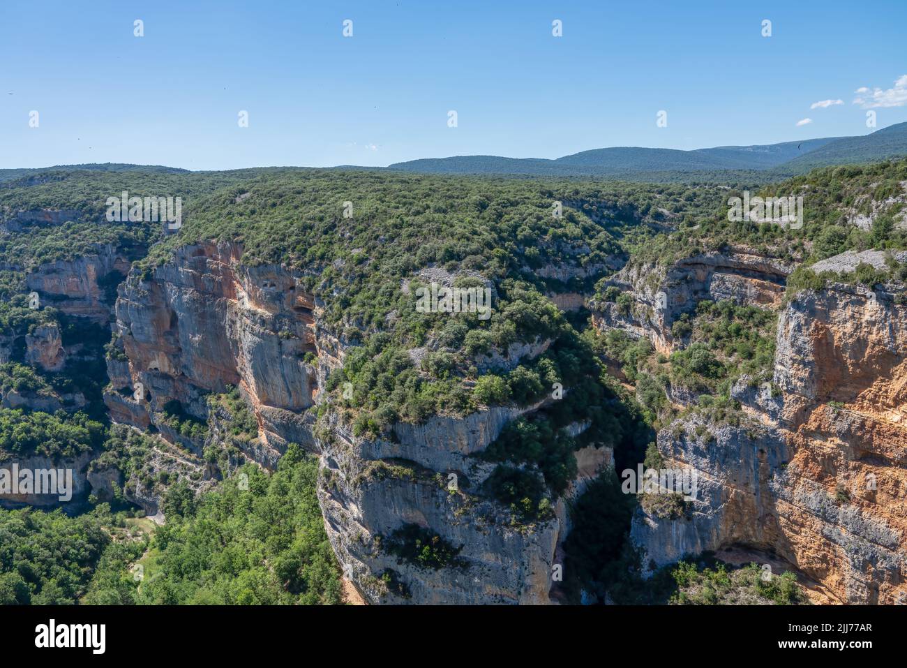 Canyons, giant rock formations, gorges and caves of the Sierra y ...