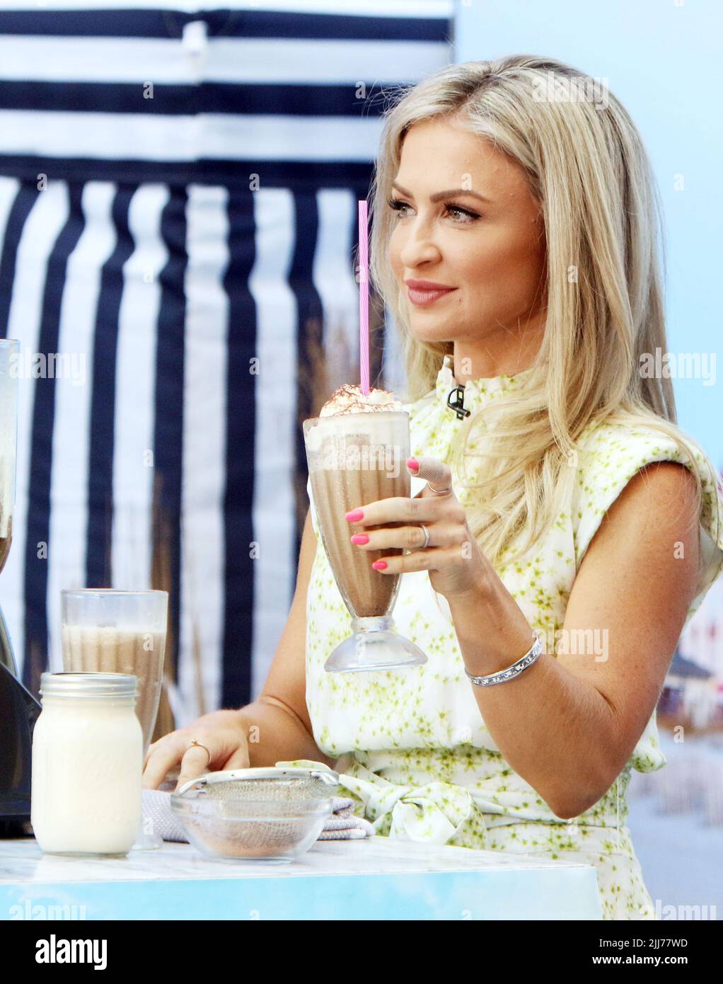 Maria Provenzano on the set Good Morning America to talk about her book ...