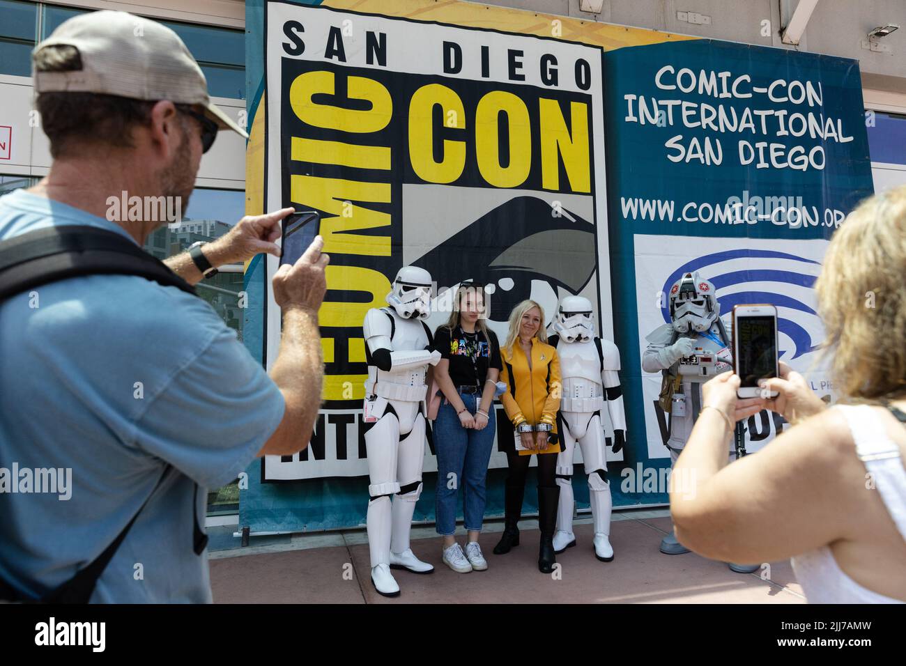San Diego, USA. 23rd July, 2022. People take photographs with ...