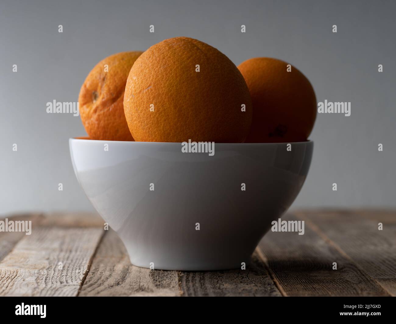 Overflowing bowl food hi-res stock photography and images - Alamy