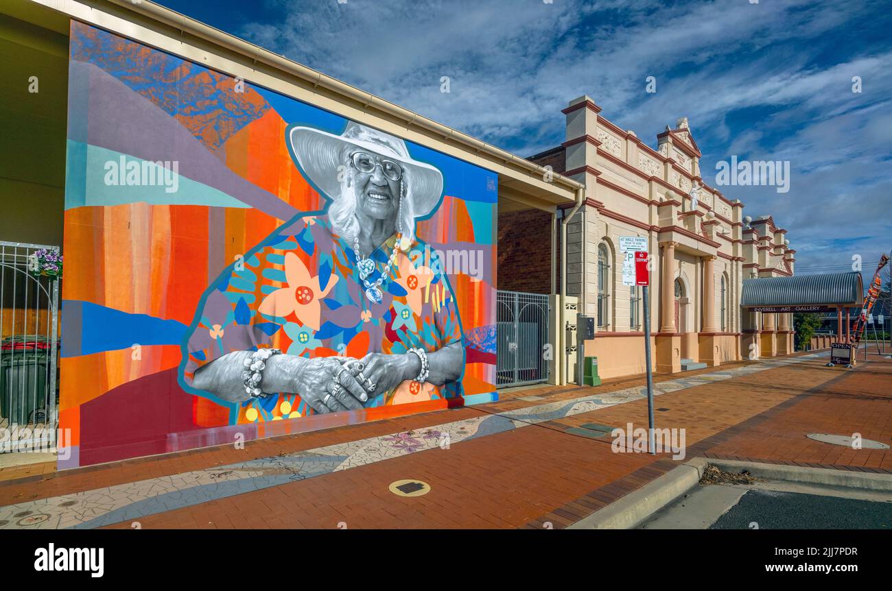 Mrs Elizabeth Connors is the subject of the Face of Inverell by Claire ...