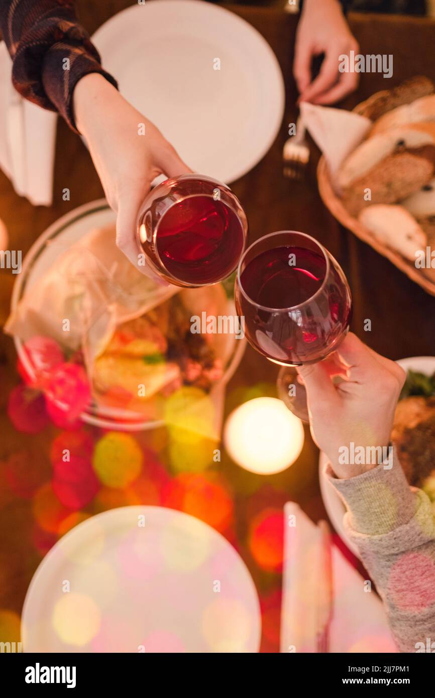 festive holiday dinner restaurant celebration Stock Photo - Alamy