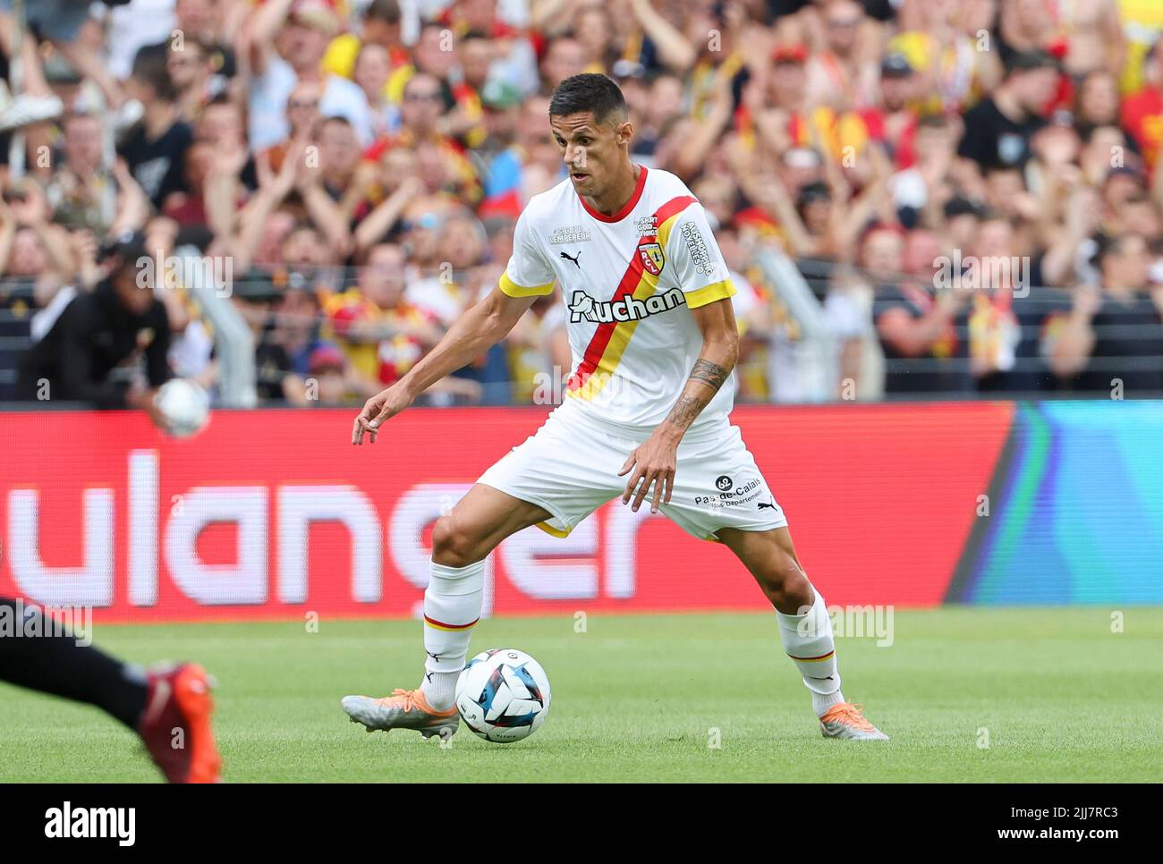 Lens fc 2022 hi-res stock photography and images - Alamy