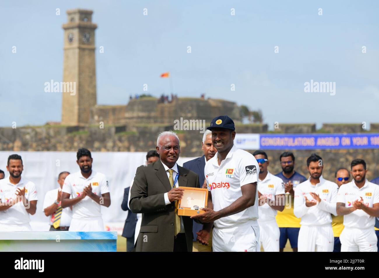Galle, Sri Lanka. 24th July, 2022. Sri Lanka's Angelo Mathews receives ...
