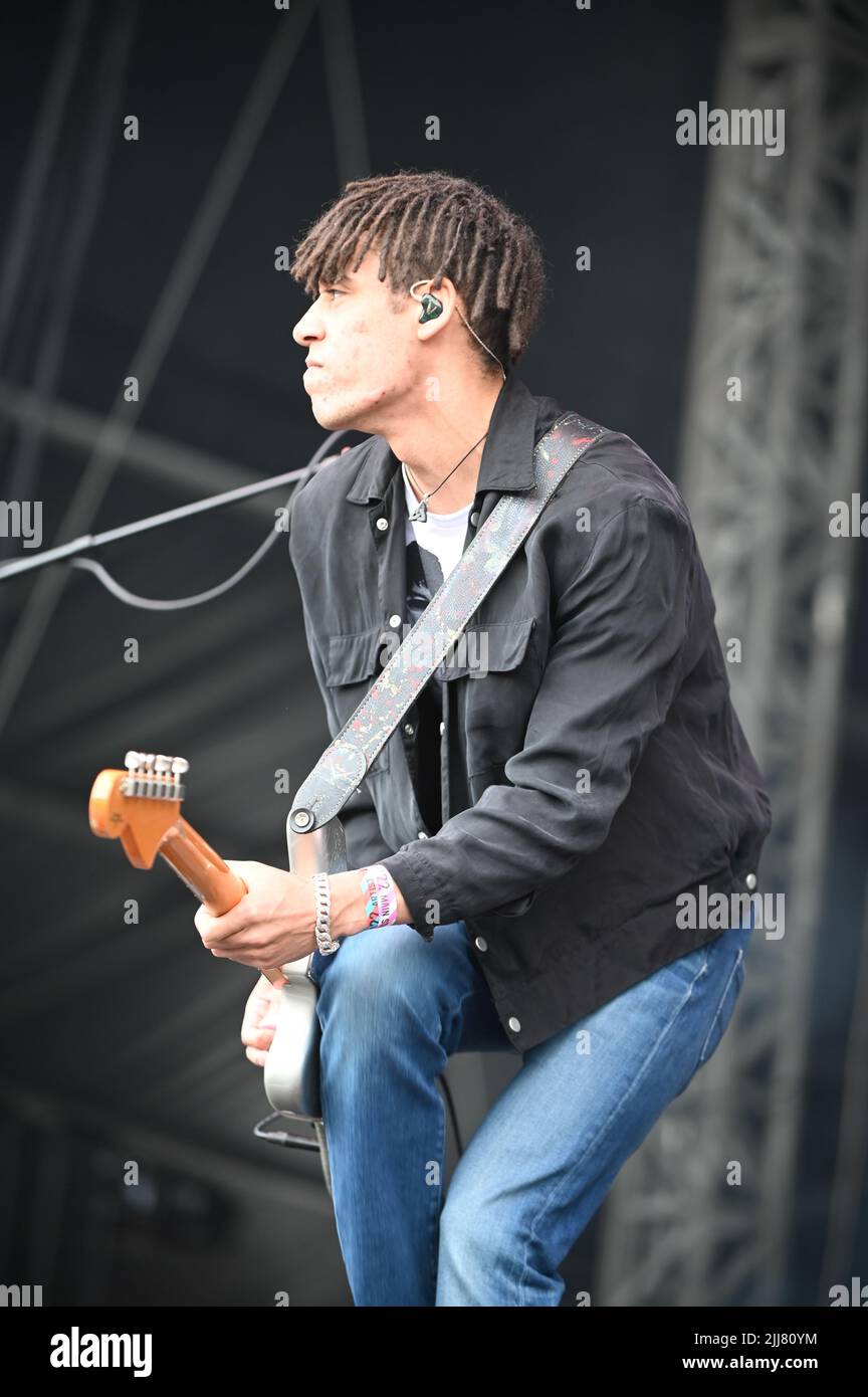 Inhaler music concert hi-res stock photography and images - Alamy