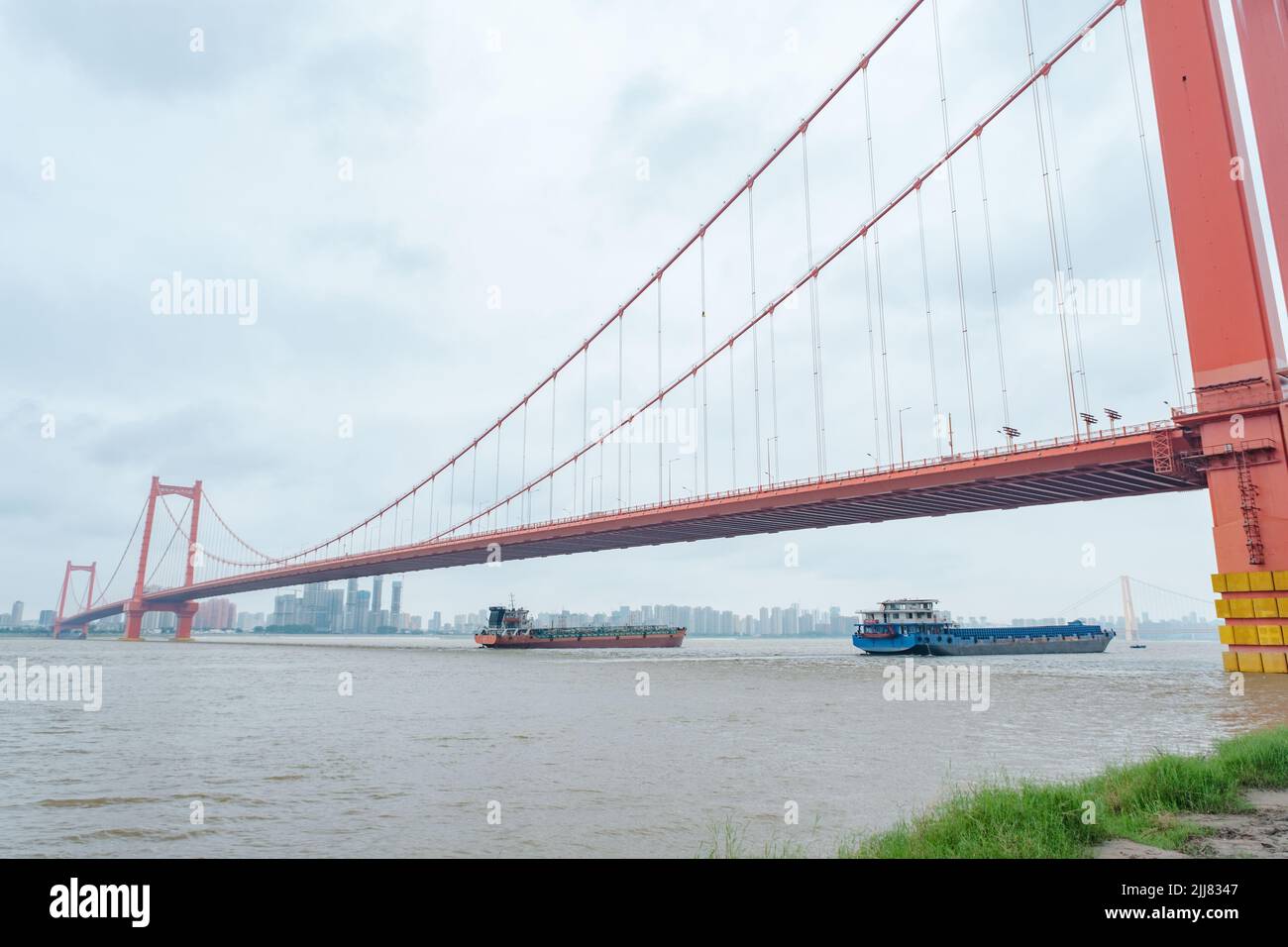 Wuhan city skyline scenery in Wuahn, Hubei, China Stock Photo - Alamy