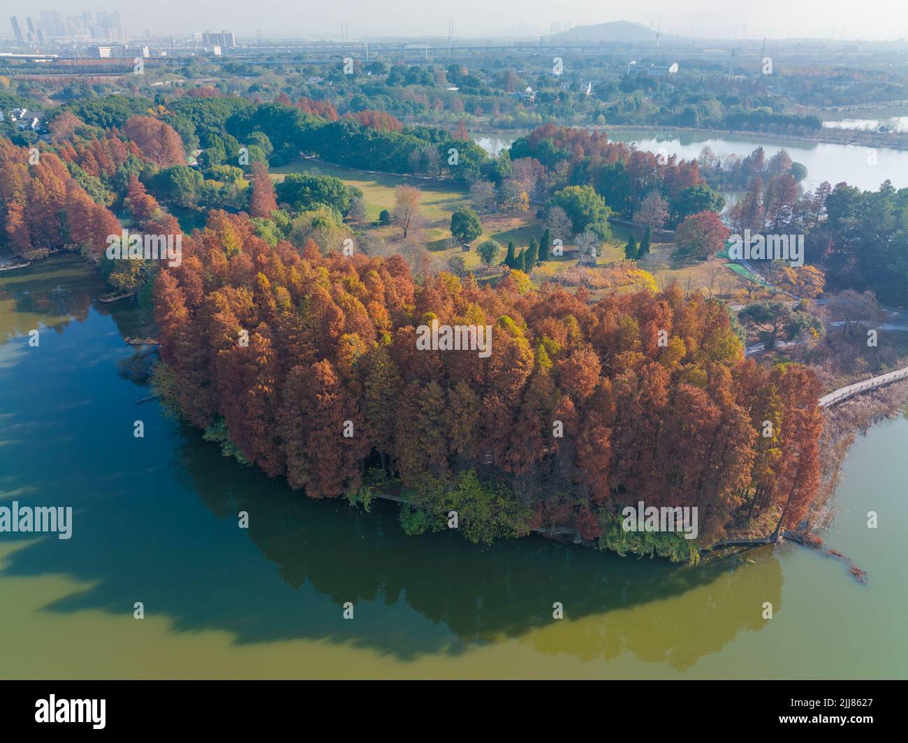 Hubei Wuhan East Lake Scenic Area Late Autumn Scenery Stock Photo - Alamy