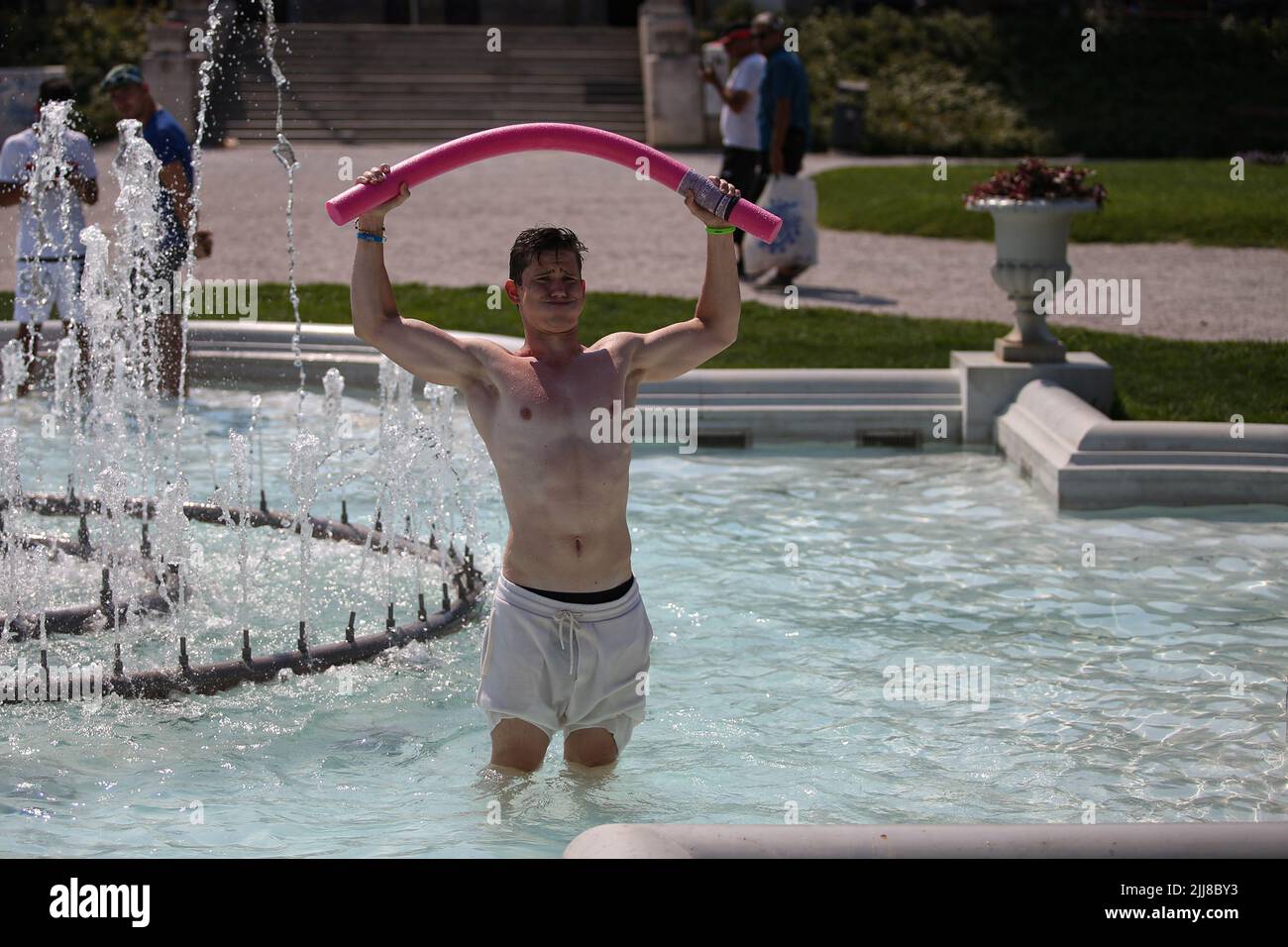 Polish instagram star and influencer Jacob Borkowski cools in fountains ...