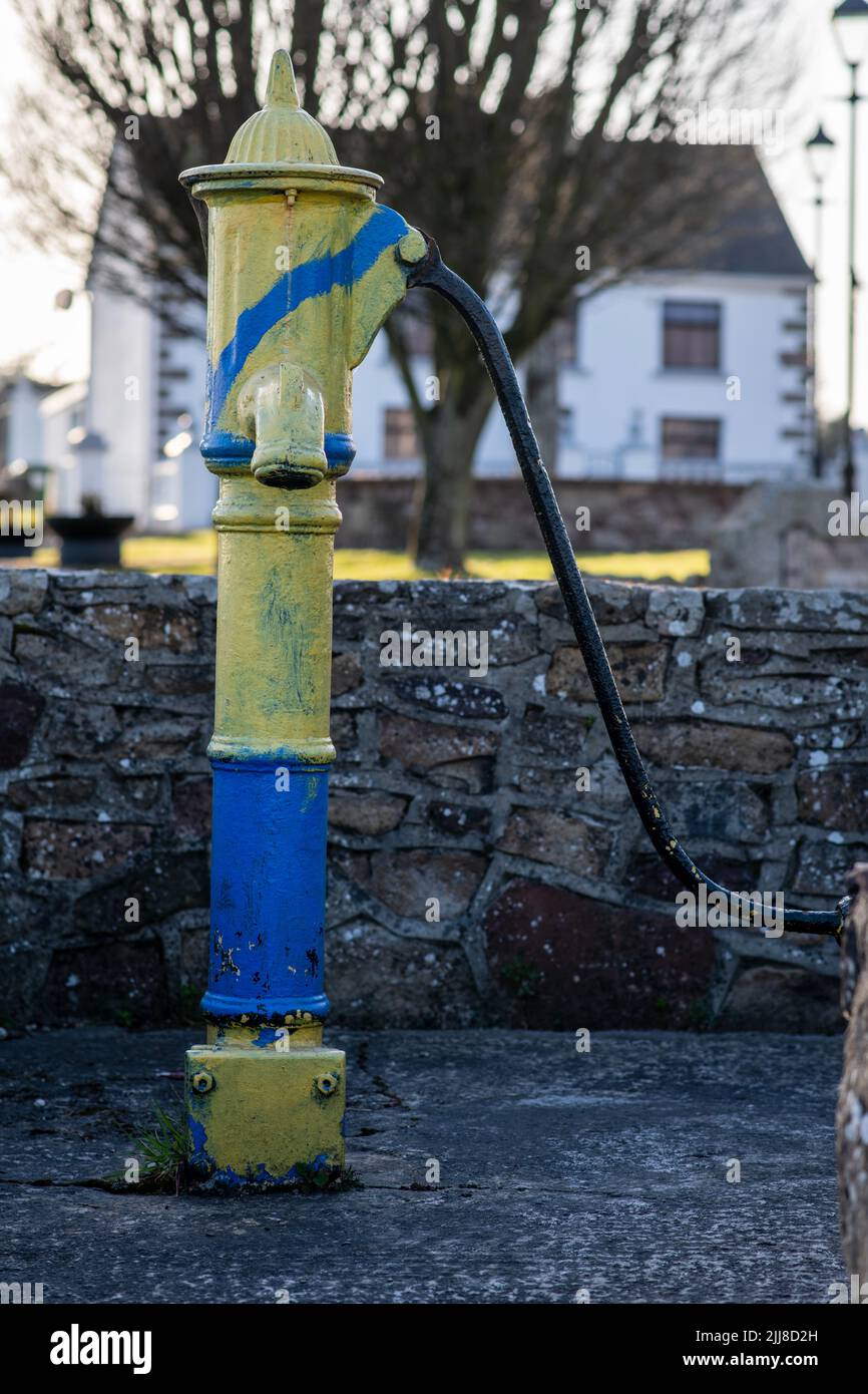 old antique water pump in historical village Stock Photo - Alamy
