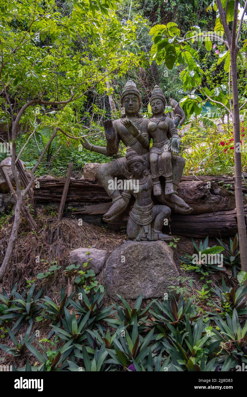 The Sanctuary of Truth is a Buddhist temple-style memorial in Pattaya ...