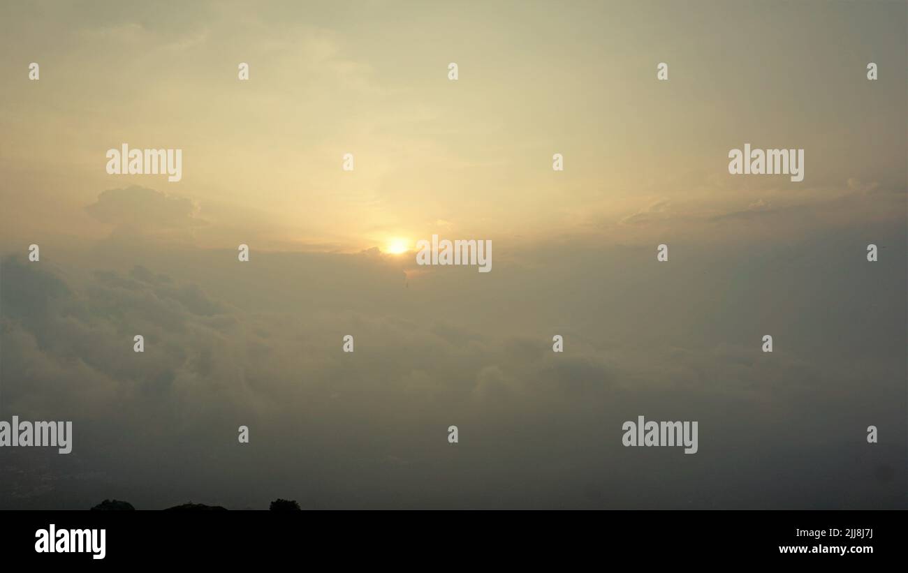Cloudy day south india hi-res stock photography and images - Alamy