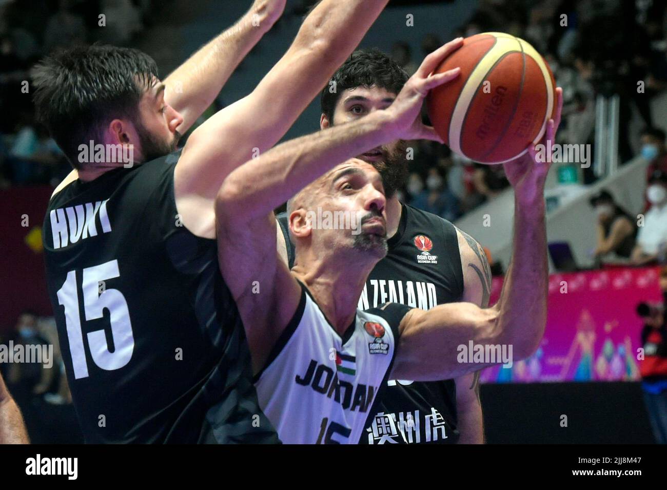 Jakarta, Indonesia. 24th July, 2022. Zaid Abbas (C) of Jordan breaks ...
