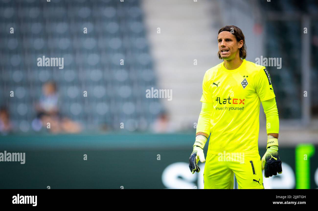 Torwart Yann Sommer (BMG) Borussia Mönchengladbach - Real Sociedad San ...
