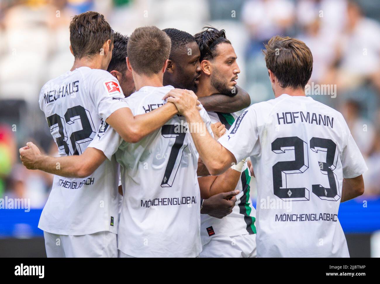 Torjubel: Marcus Thuram (BMG), Rami Bensebaini (BMG) Borussia ...