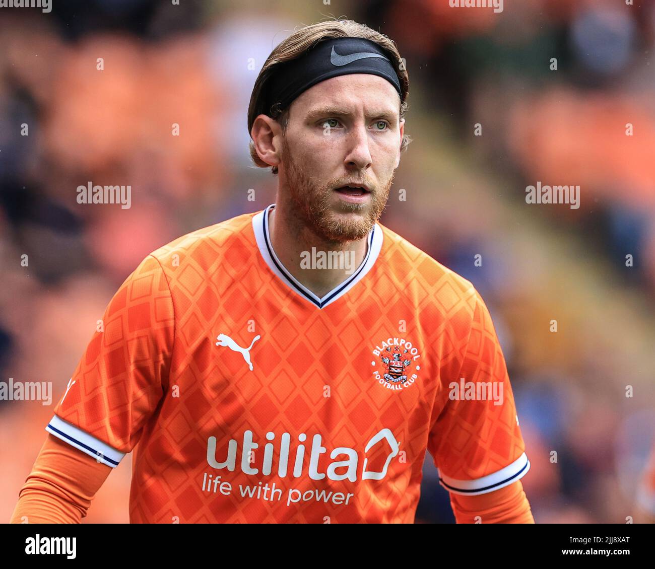 Josh bowler hi-res stock photography and images - Alamy
