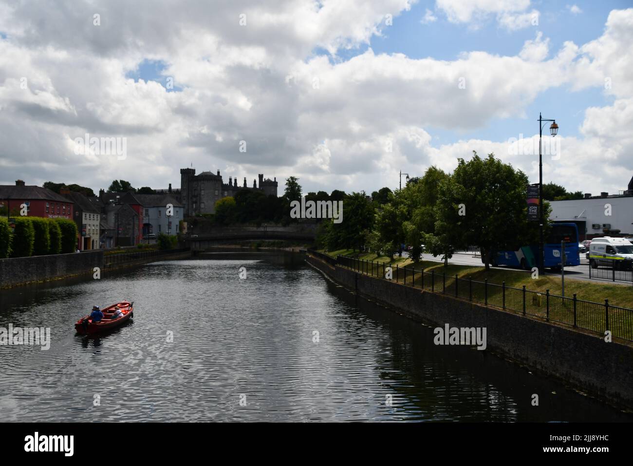 Kilkenny Castle and River Nore Stock Photo - Alamy