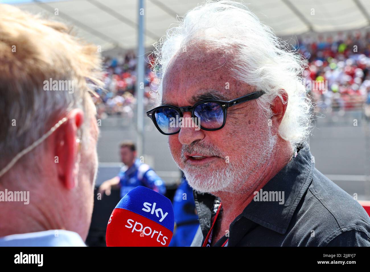 Sky sports f1 tv presenter on grid hi-res stock photography and images ...