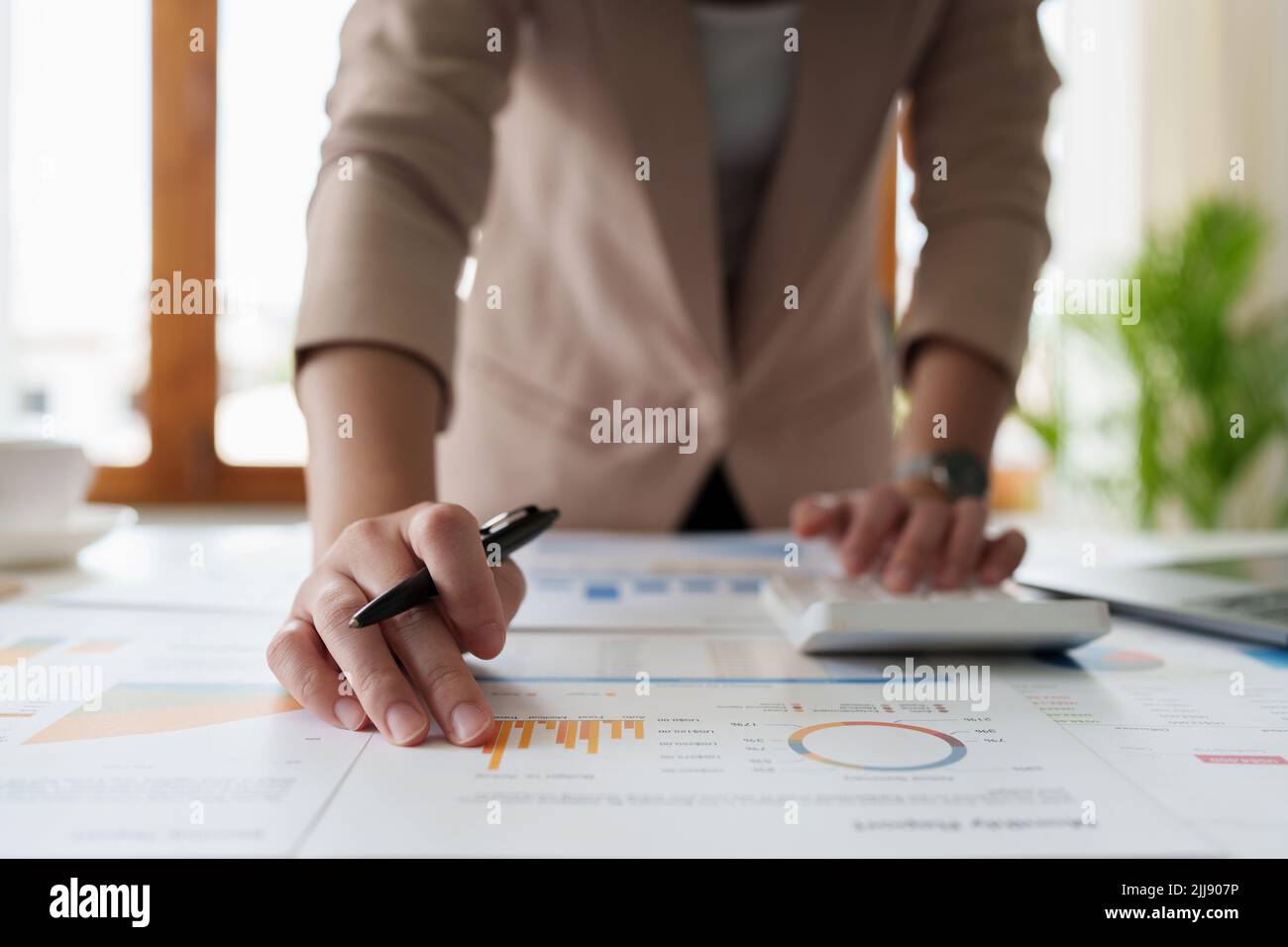Account person hi-res stock photography and images - Alamy