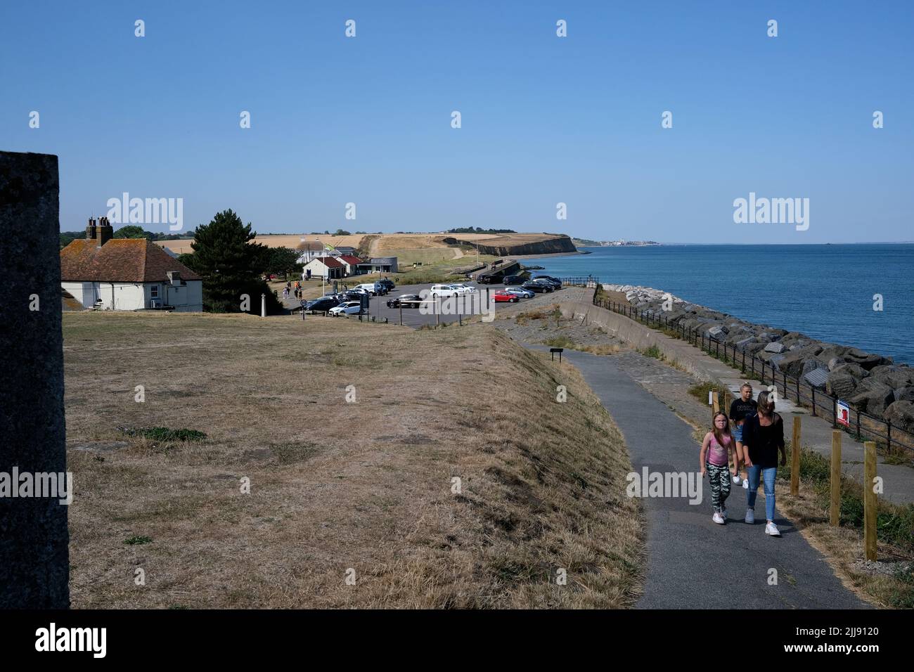 reculver bay is a village and coastal resort in east kent,city of ...