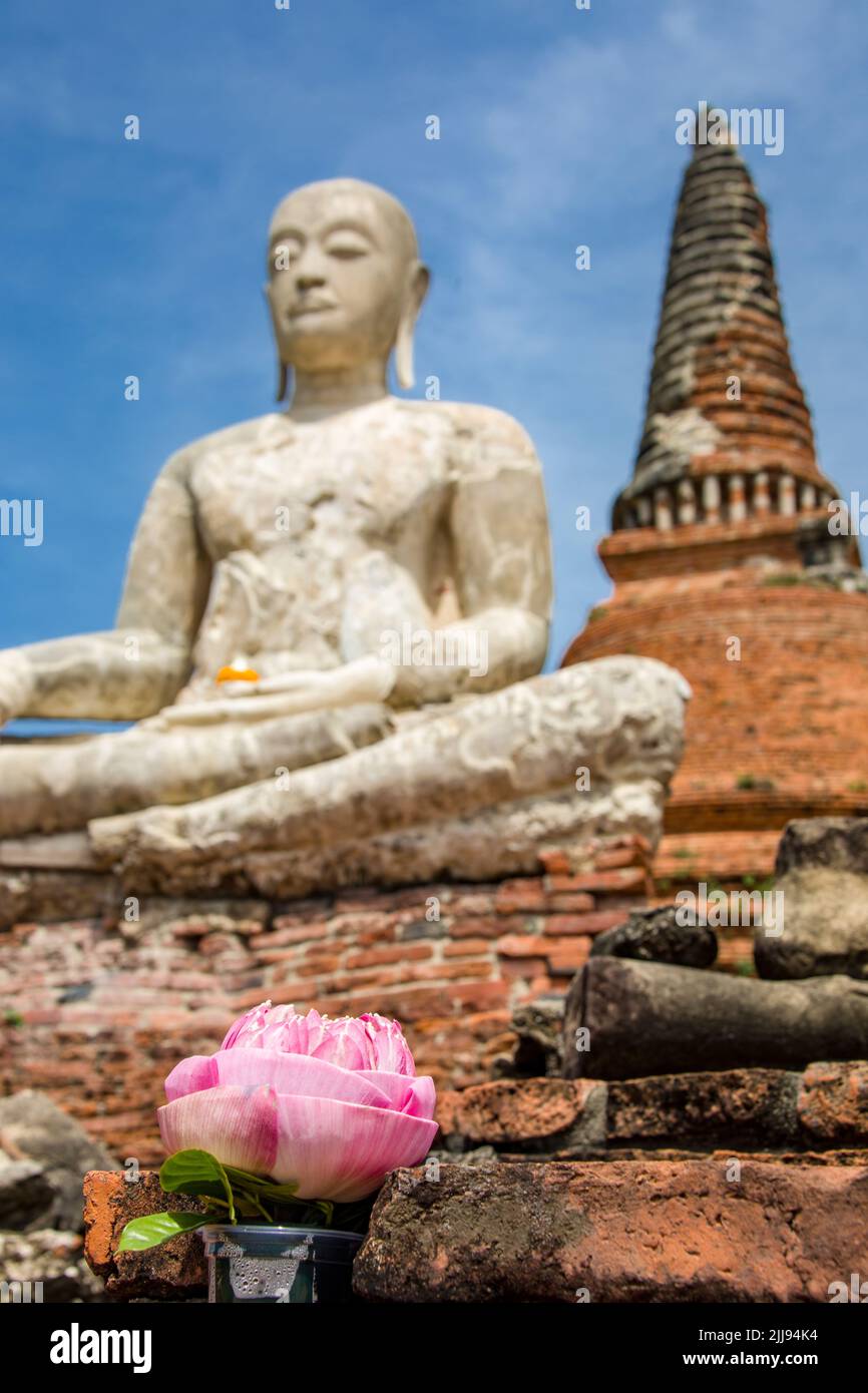 The Buddha statue in Wat Worachettharam, which means "temple of sublime ...