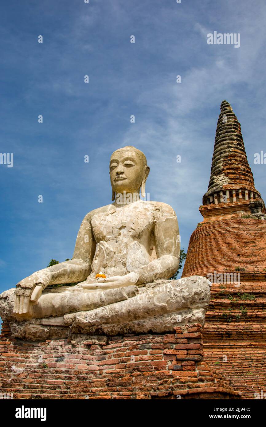 The Buddha statue in Wat Worachettharam, which means "temple of sublime ...