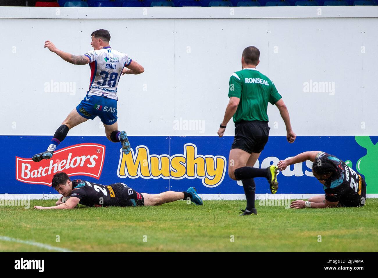 James bennison hi-res stock photography and images - Alamy