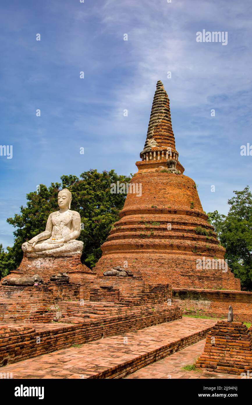 The Buddha statue in Wat Worachettharam, which means "temple of sublime ...