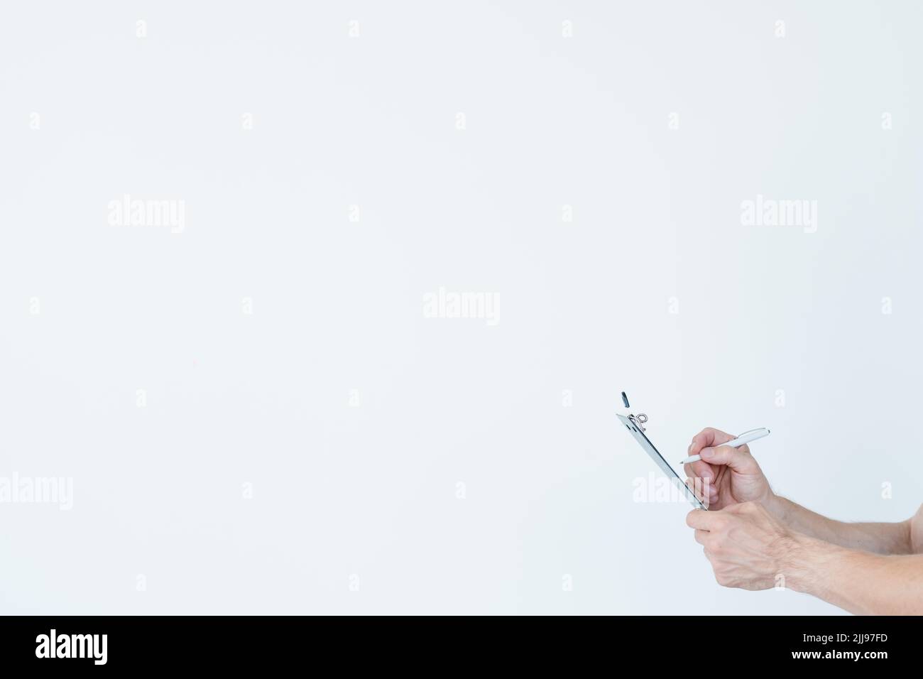 journalism mass media man hand clipboard notes Stock Photo - Alamy