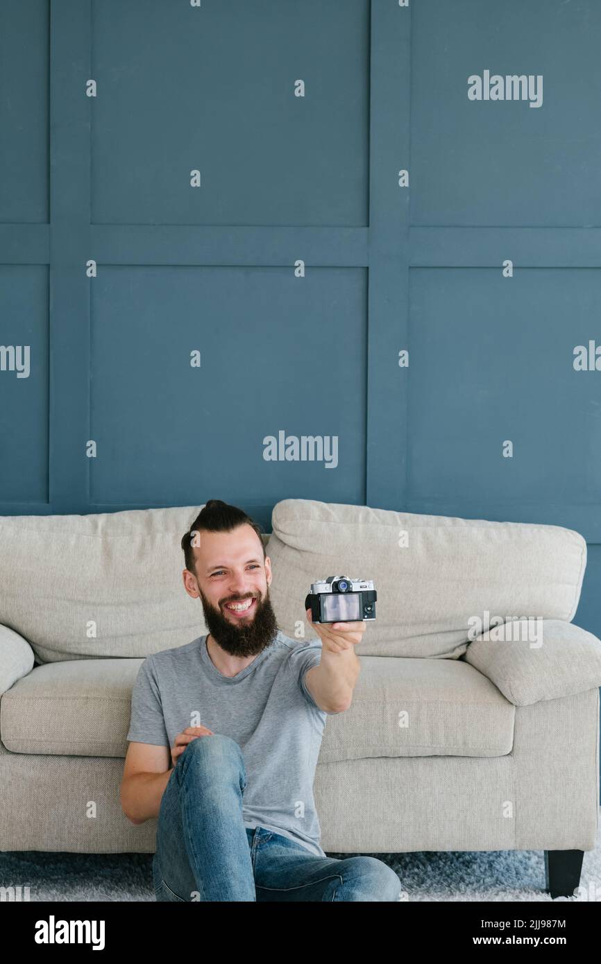 blog video man create content camera technology Stock Photo - Alamy