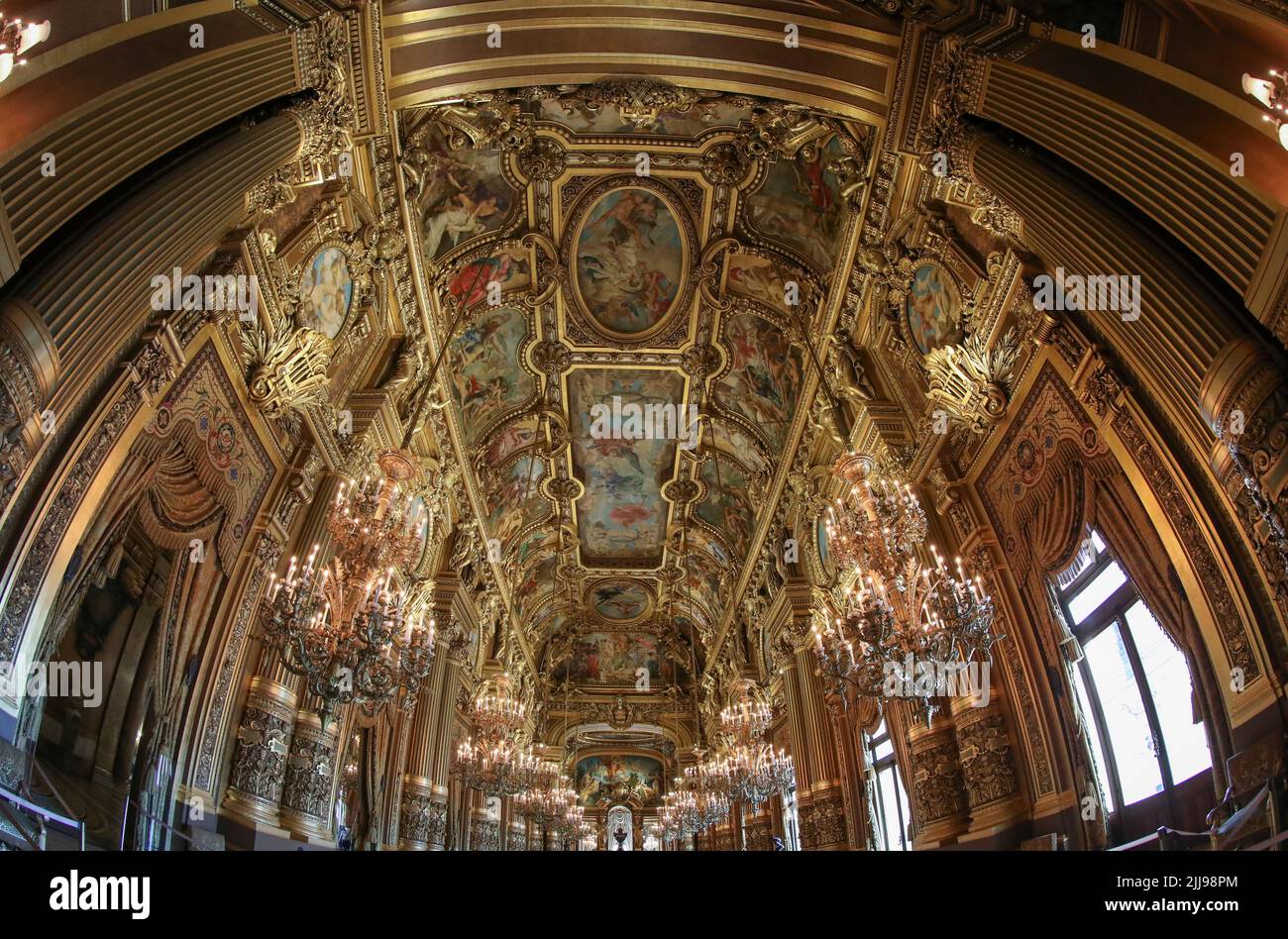 Opera house theatre room hi-res stock photography and images - Alamy