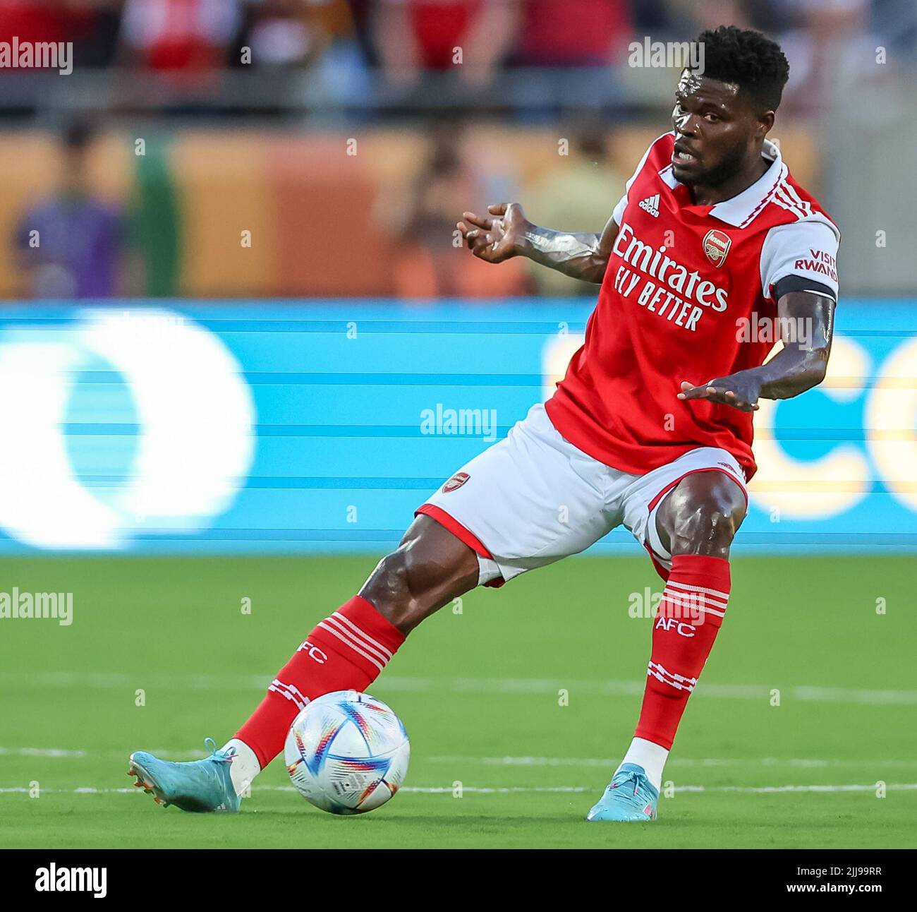 Thomas partey arsenal 2022 hi-res stock photography and images - Alamy