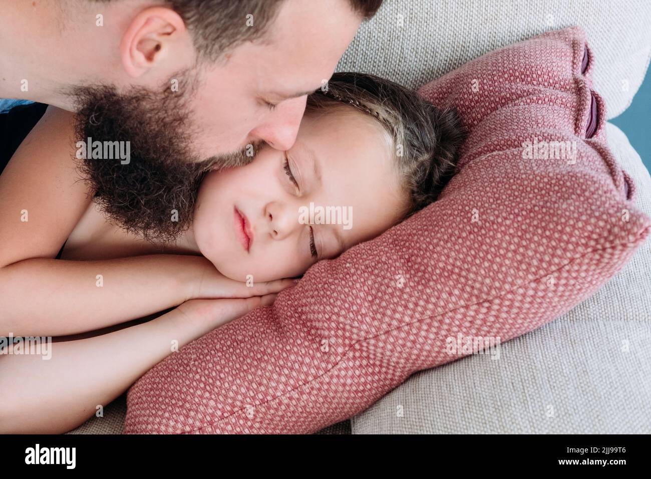 Fatherhood loving father happy daughter hi-res stock photography and images - Alamy
