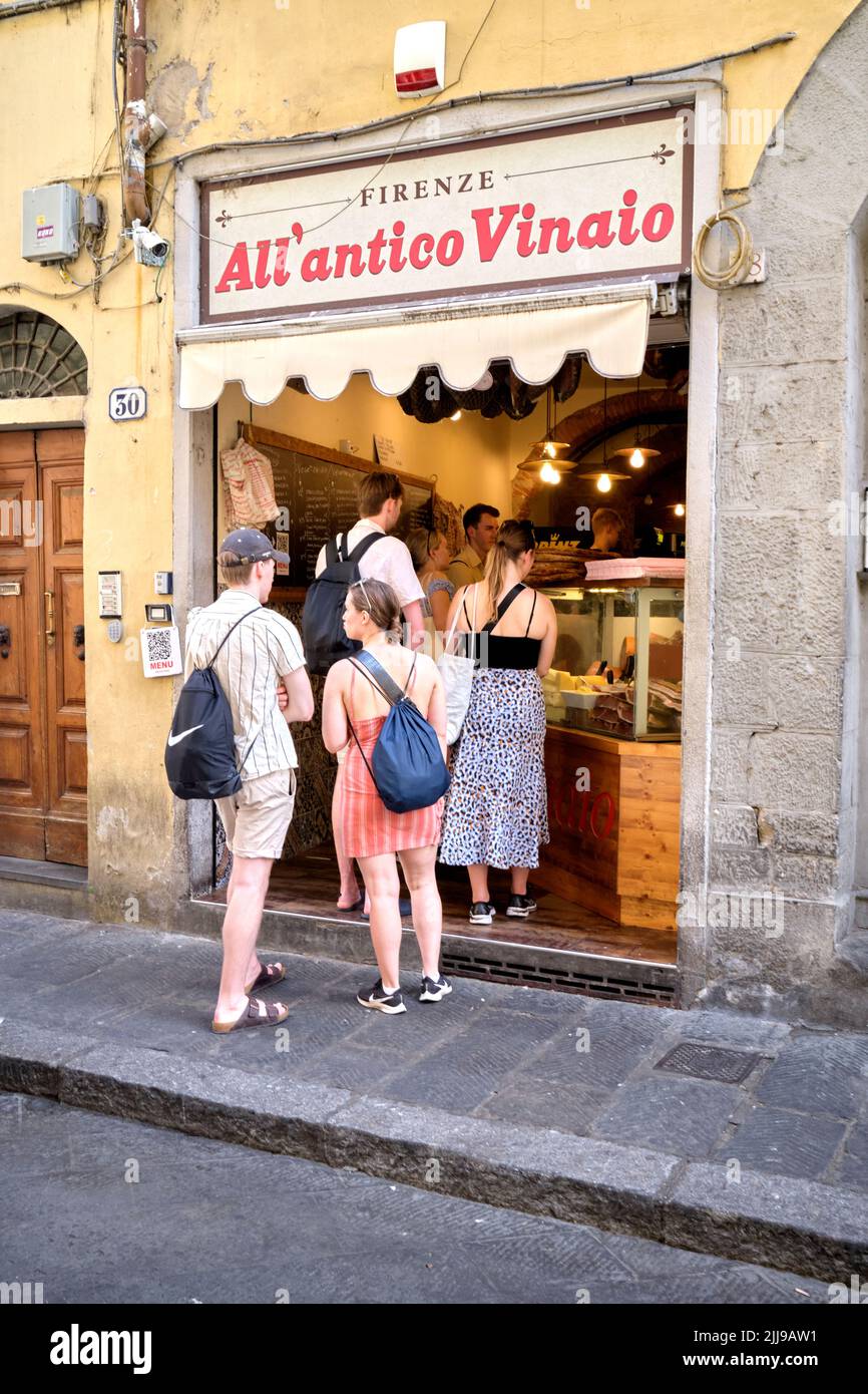 Sandwich shop italy hi-res stock photography and images - Alamy